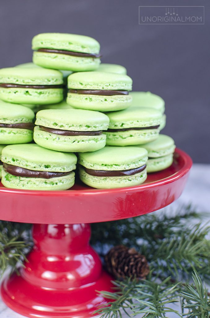 Mint Chocolate Macarons - unOriginal Mom
